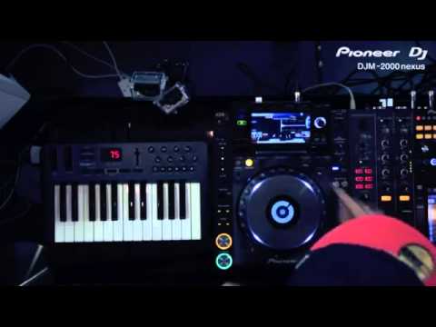 Pioneer New Djm 2000nexus Monsta Performing Messiah Youtube