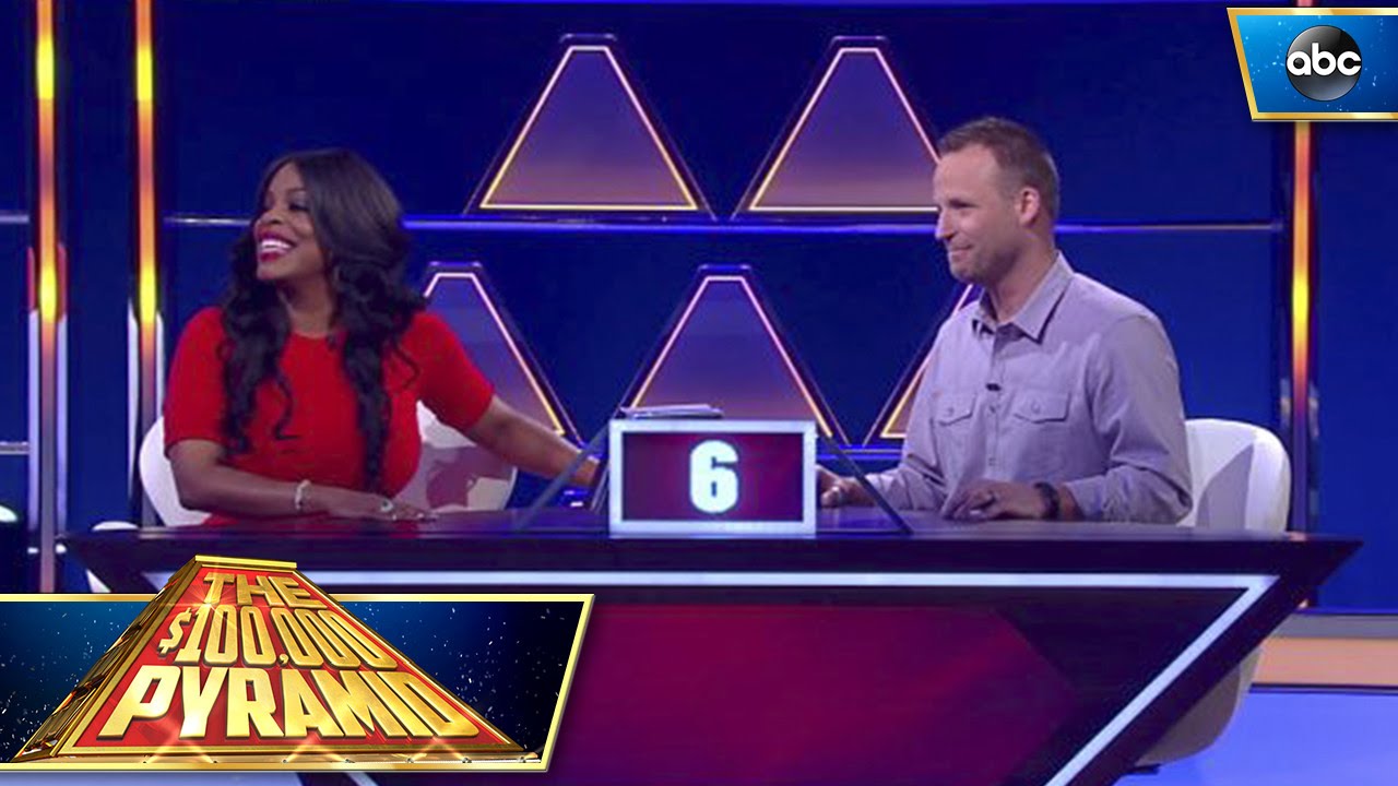 Niecy Nash S Signature Dance 100 000 Pyramid Youtube