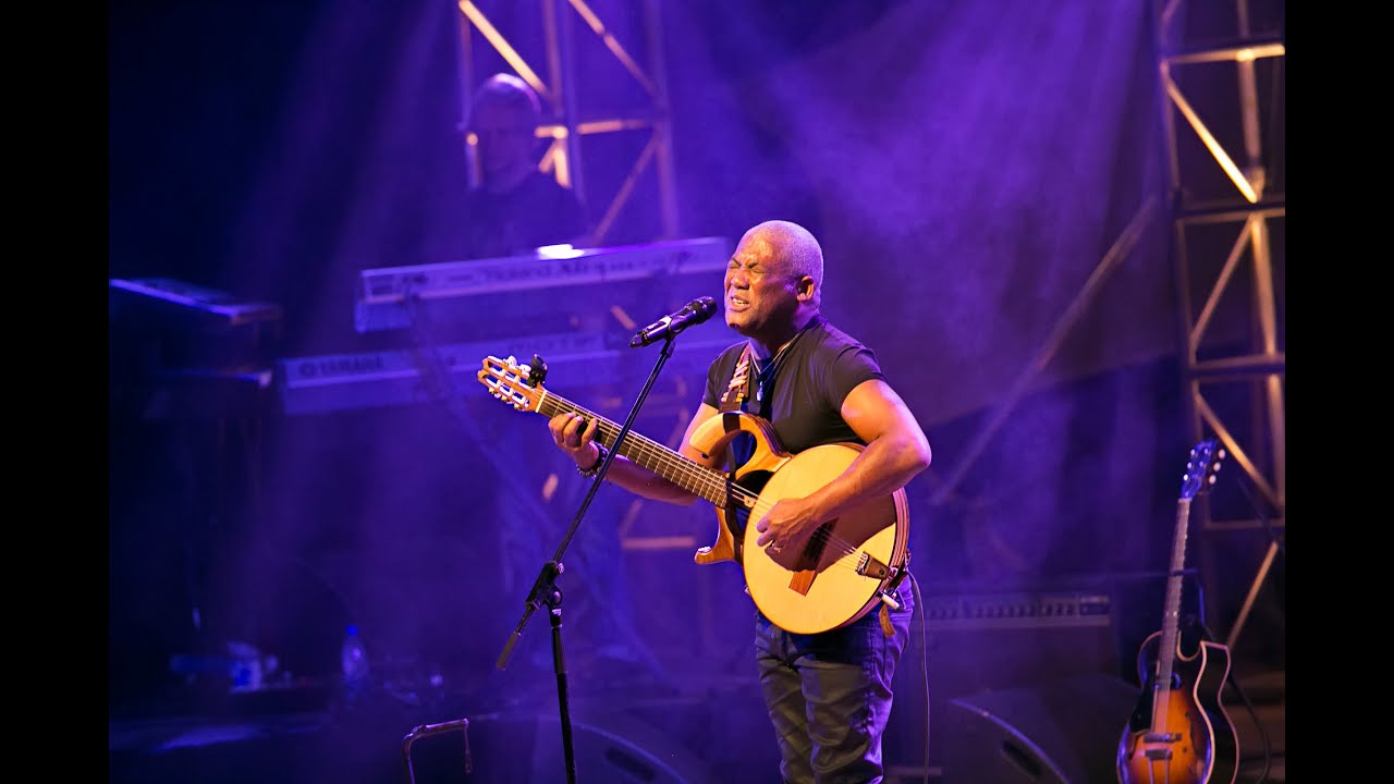 Must Watch Jonathan Butler S Awesome Performance At Calabar