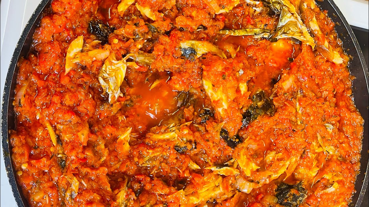 Nigerian Smoked Mackerel Fish Stew Youtube