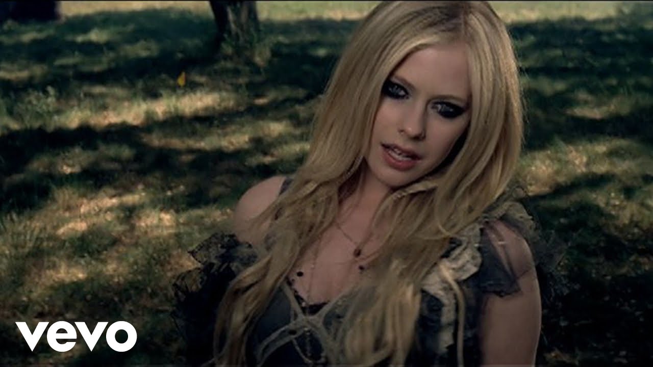 Avril Lavigne When You Re Gone Official Video Chords Chordify