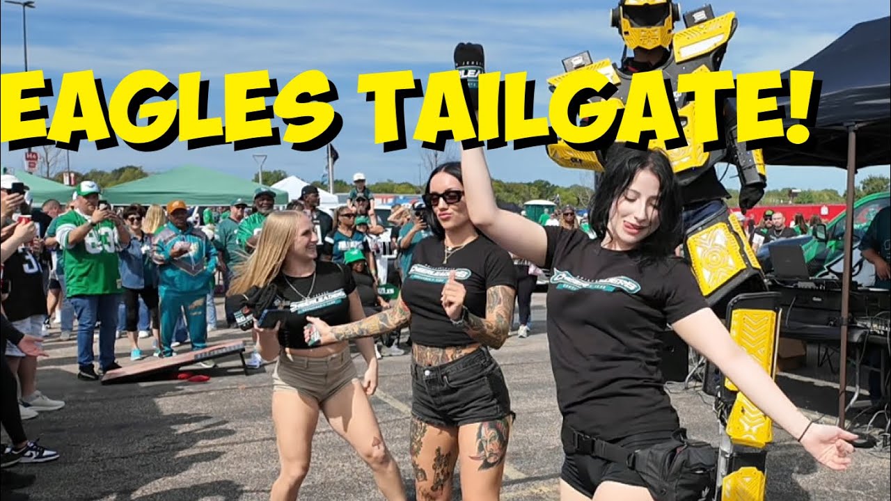 Eagles Game Day Insanity Tailgates Cheerleaders Robots Youtube