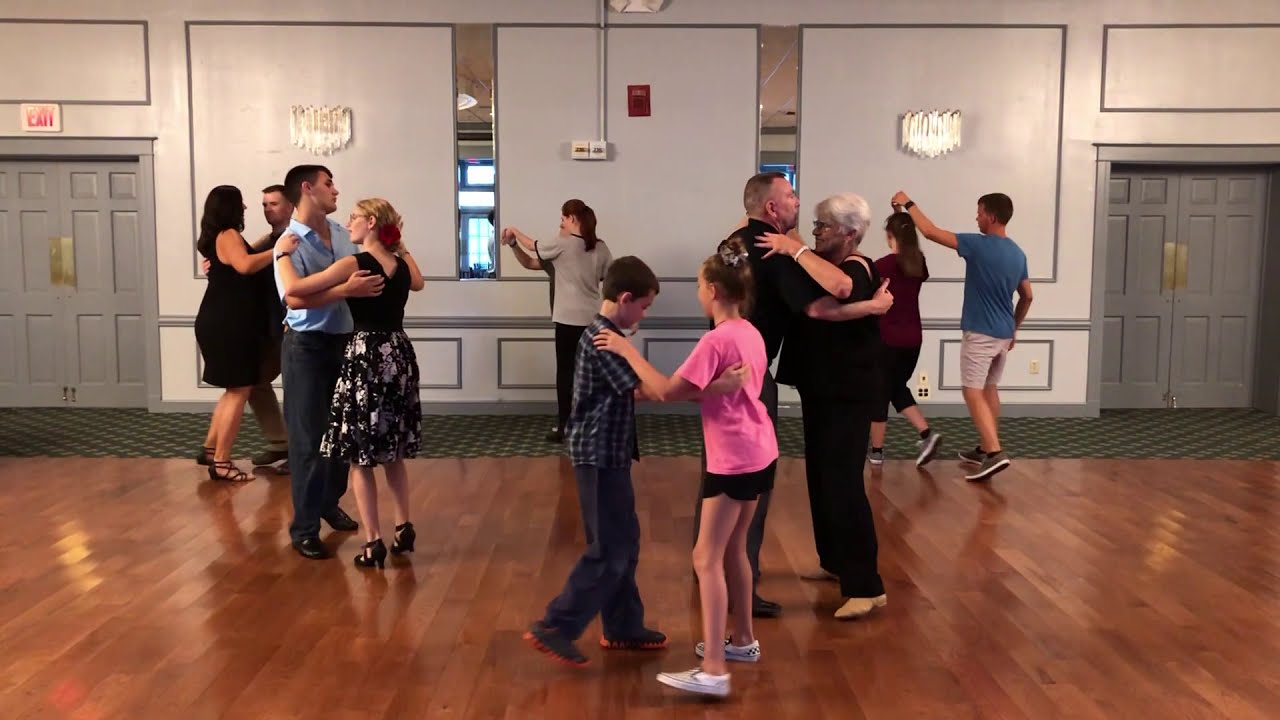 Foxtrot Dance Basic Steps Demo Youtube