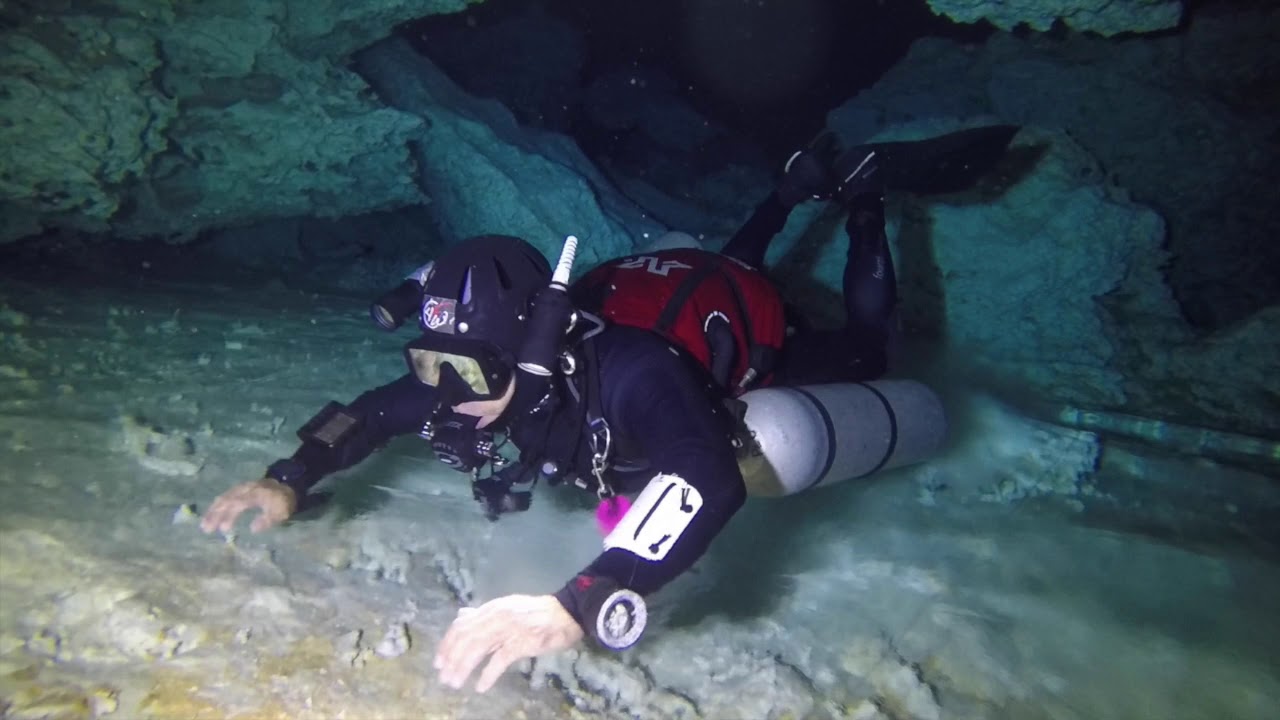 Iantd Tech Cave With Simone Pluto Dive Youtube