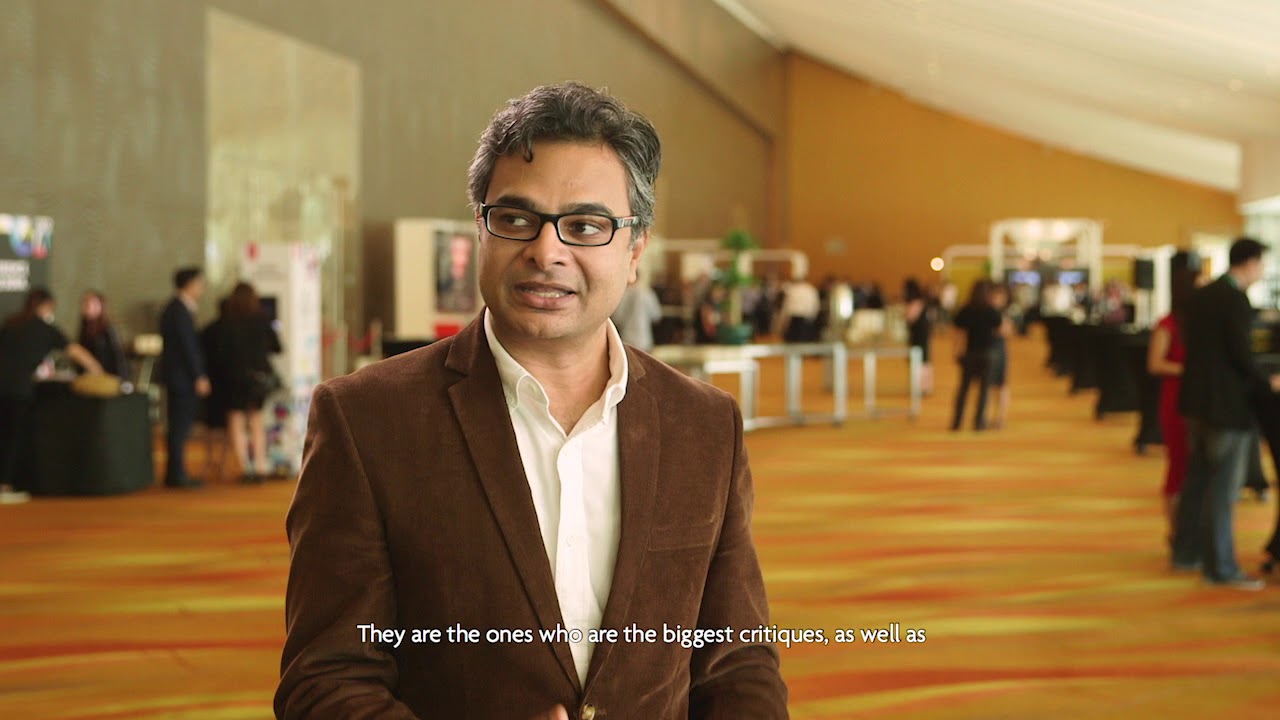 Experience Watch Circles Life On Mastering A Single Customer View