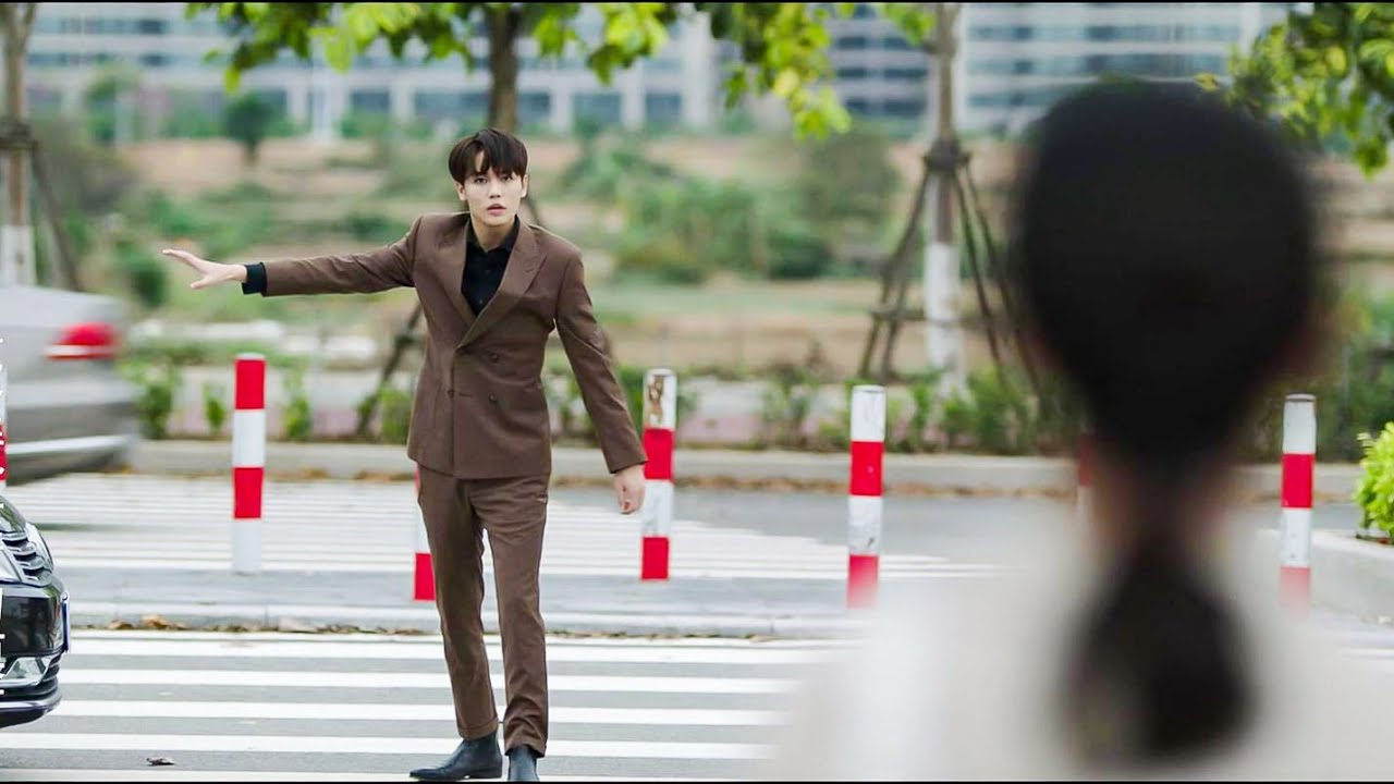 Selepas 100 Panggilan Tanpa Jawapan Ceo Menangis Apabila Dia Menemui