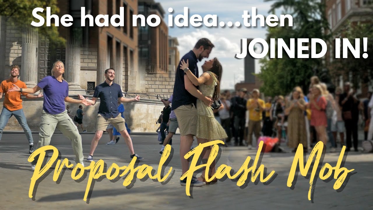 Sweetest Proposal Flash Mob He Got Her Joining In At The End ｹ Youtube