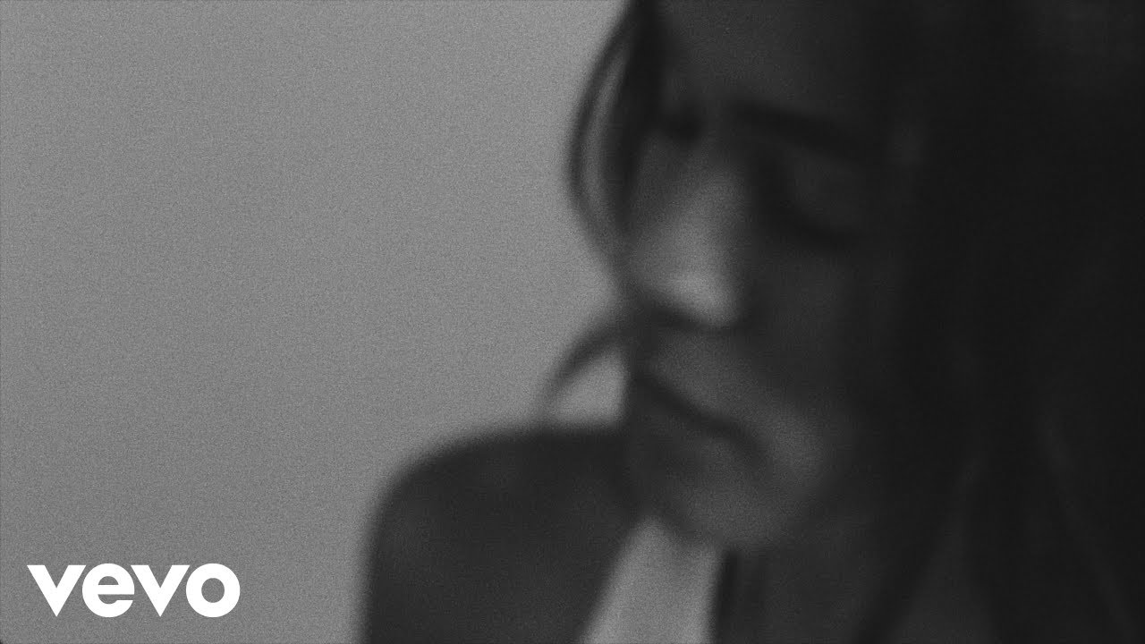 Ama Trust Nobody Chords Chordify