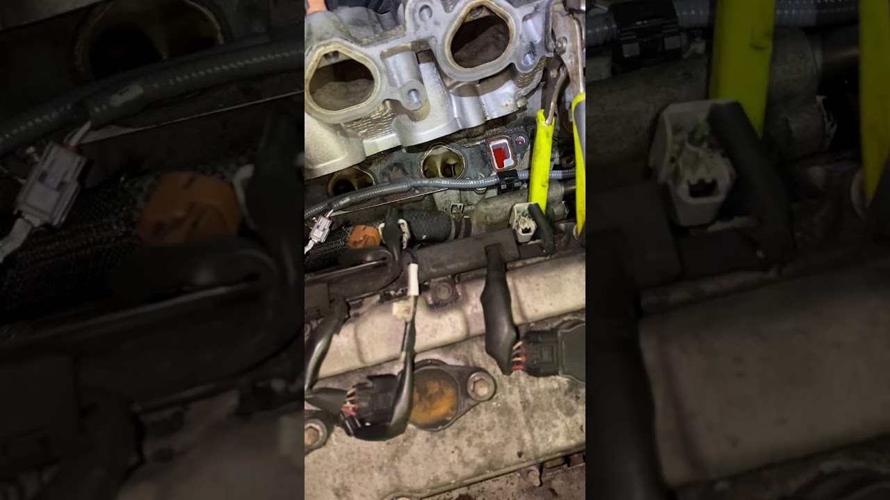 Knock Sensor On A Lexus Rx330 Youtube