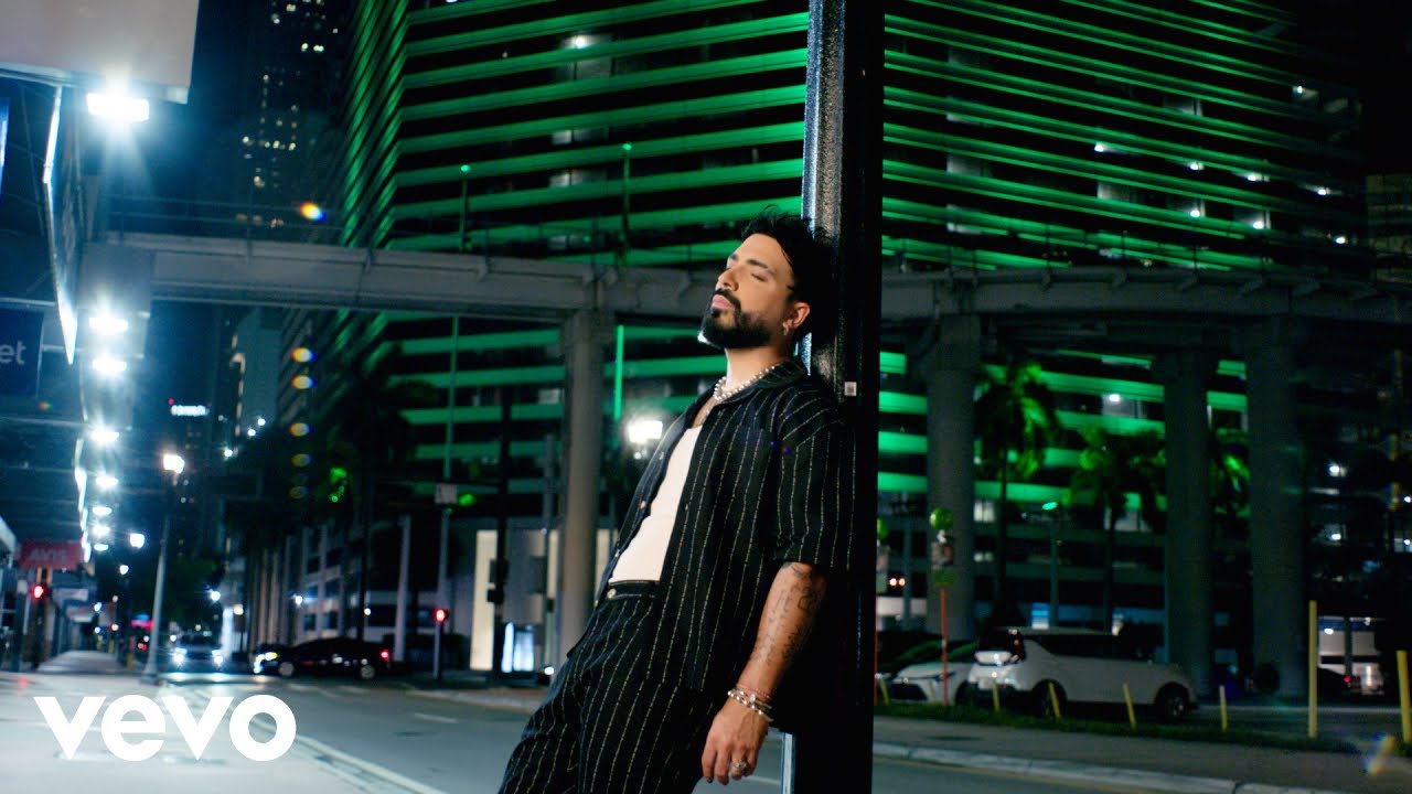 Luis Figueroa Llorar Bonito Official Video Youtube