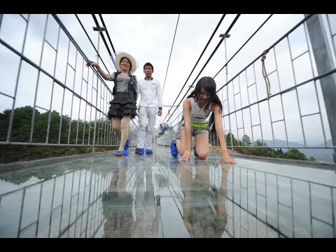 China Opens Scary Glass Bridge Youtube
