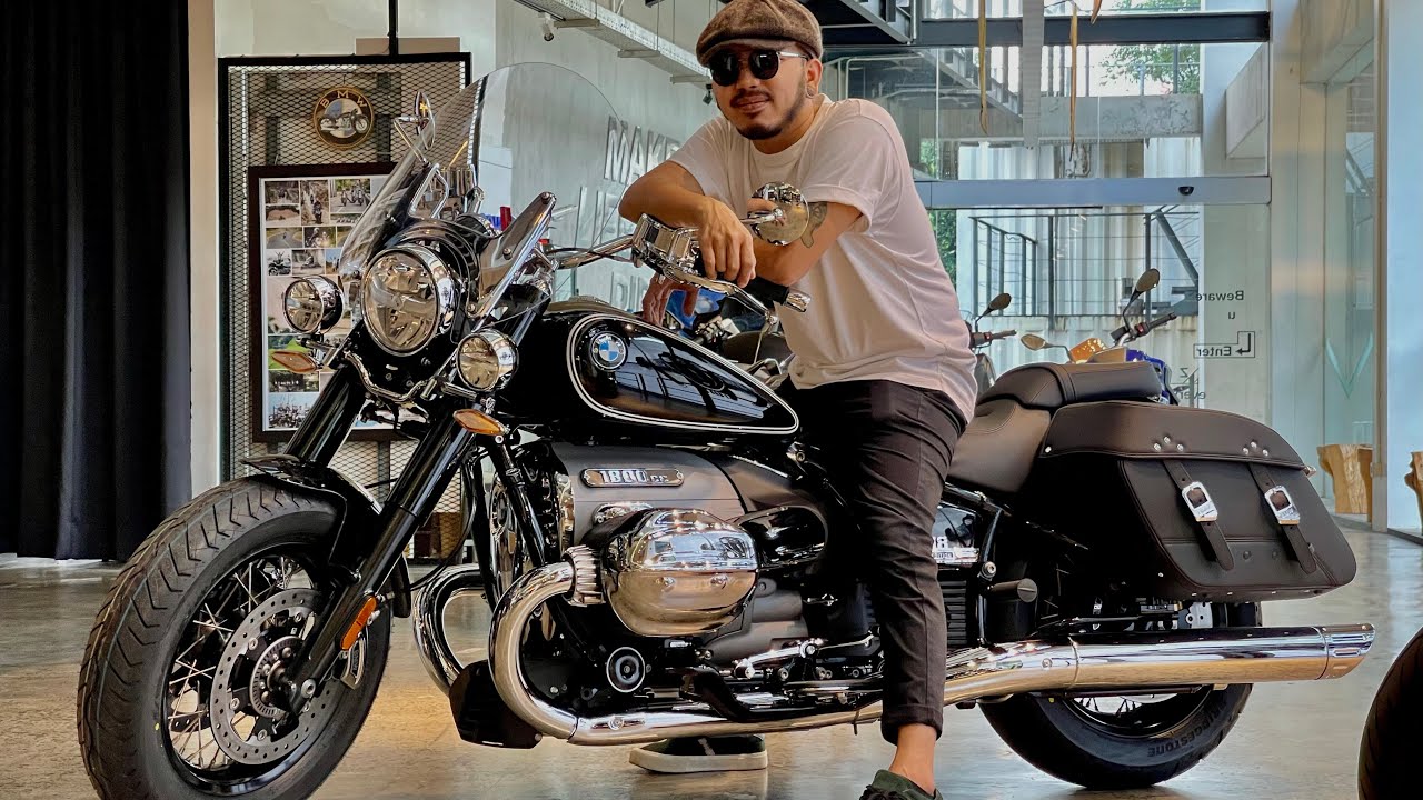 Bmw R18 Classic Motor Modern Yang Desainnya Timeless Youtube