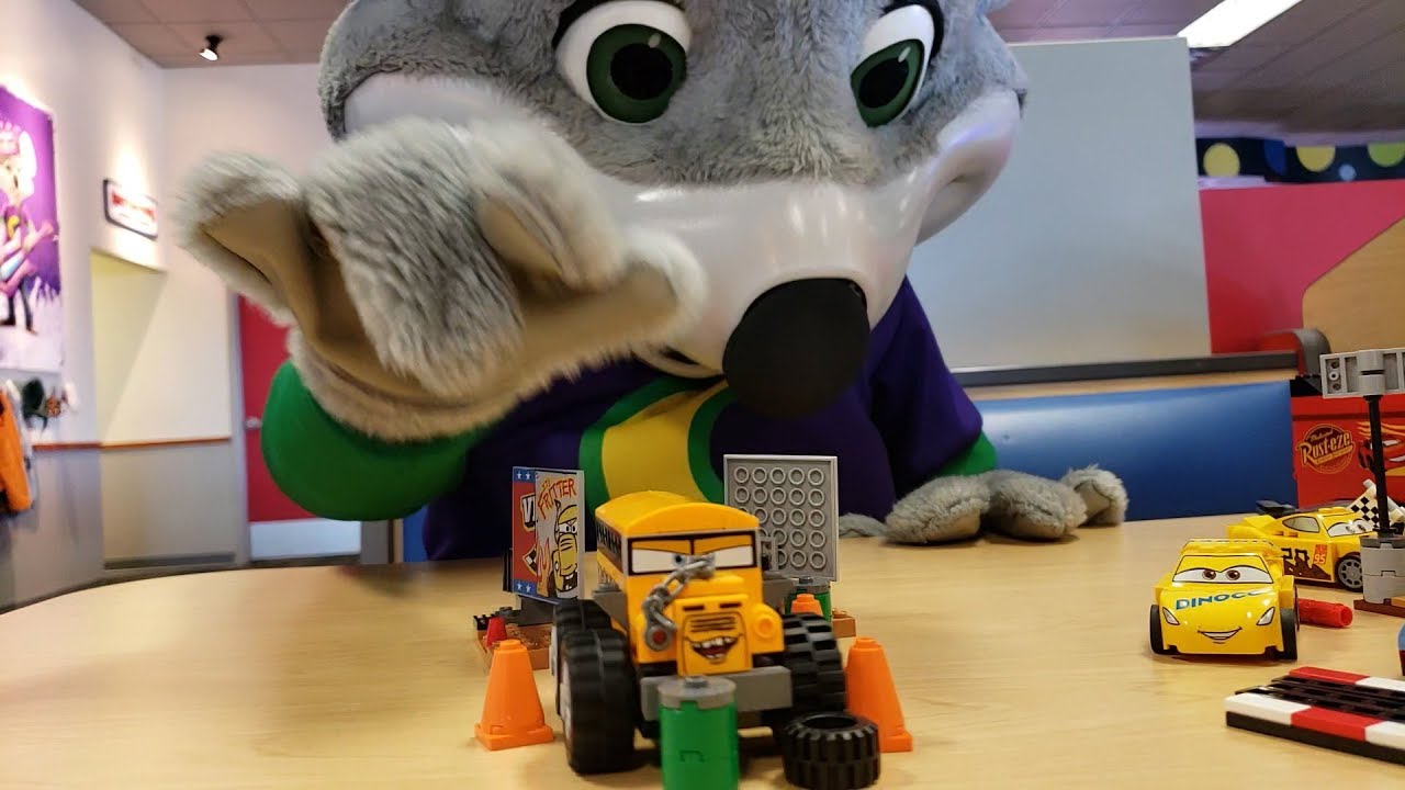 Chuck E Cheese And Eli Plays With Lego Juniors Cars 3 Sets Youtube