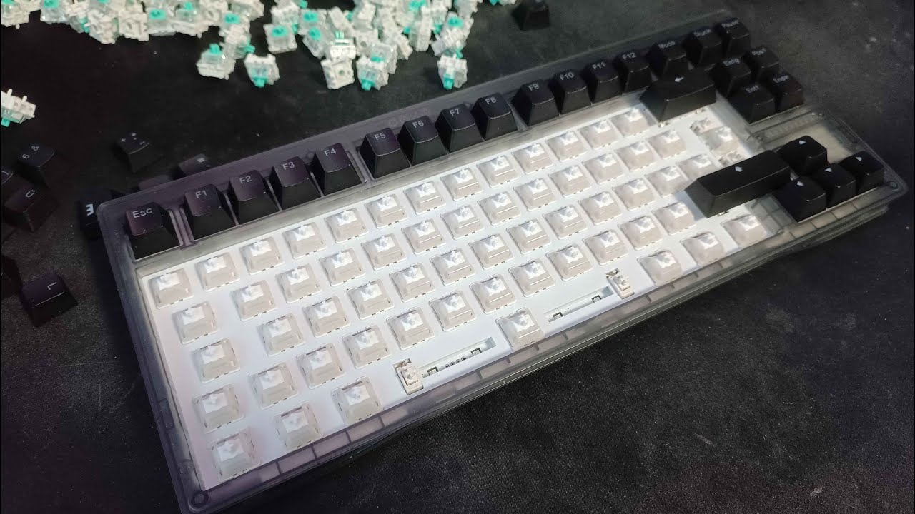 I Upgraded The Best Keyboard Best Geometry Dash Input Device Youtube