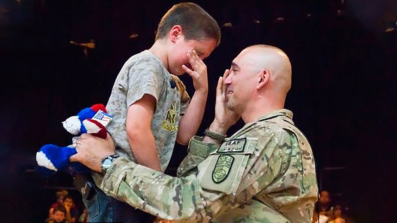 Most Emotional Soldiers Coming Home Compilation Youtube