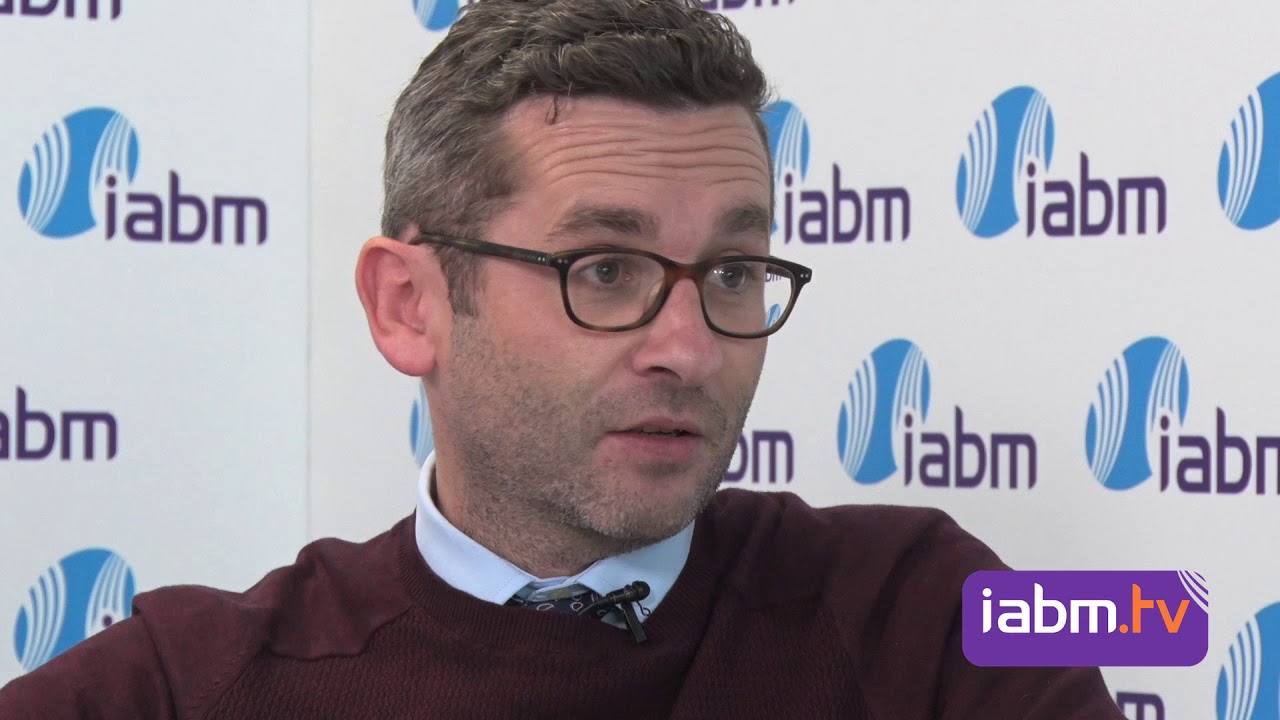 Round Table With Deluxe Zoo Digital Youtube