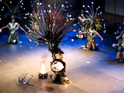 The Fire Dance Performed By Aztec Artists Youtube