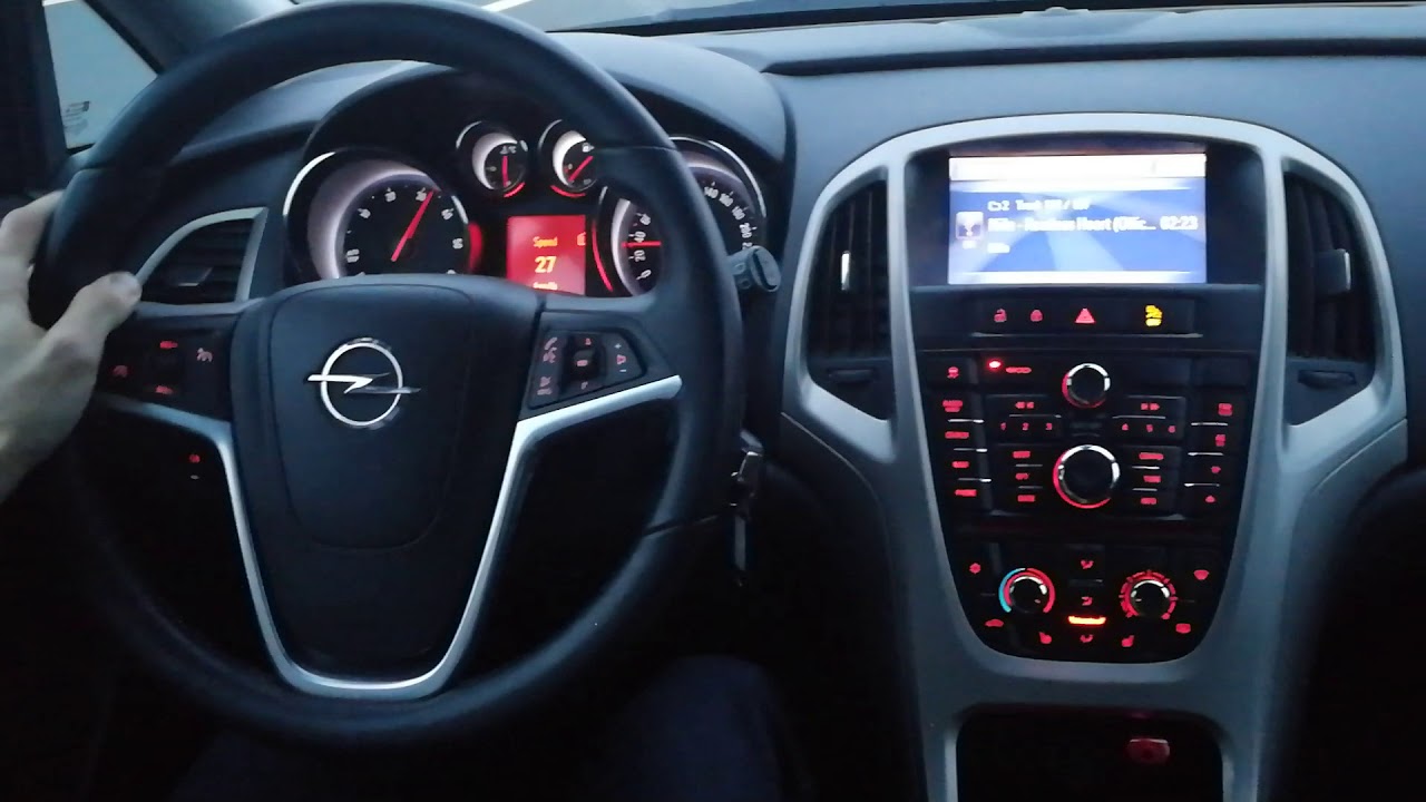 Opel Astra 1 7 Cdti 2012 0 160km H Test Youtube