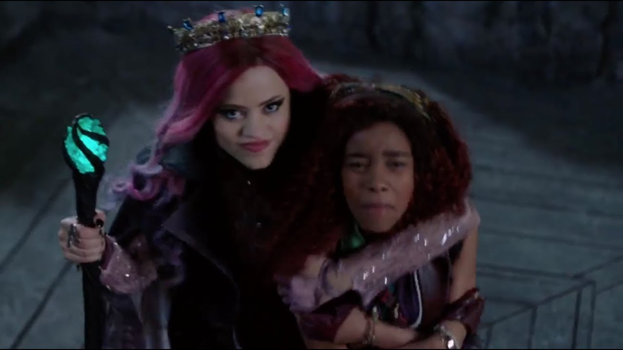 Descendants 3 Mal Fights Audrey Clip 28 Youtube