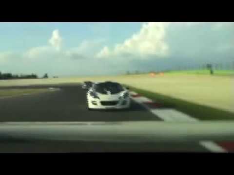 Porsche 944 Turbo S Vs Lotus Exige S Turbo A Vallelunga Youtube