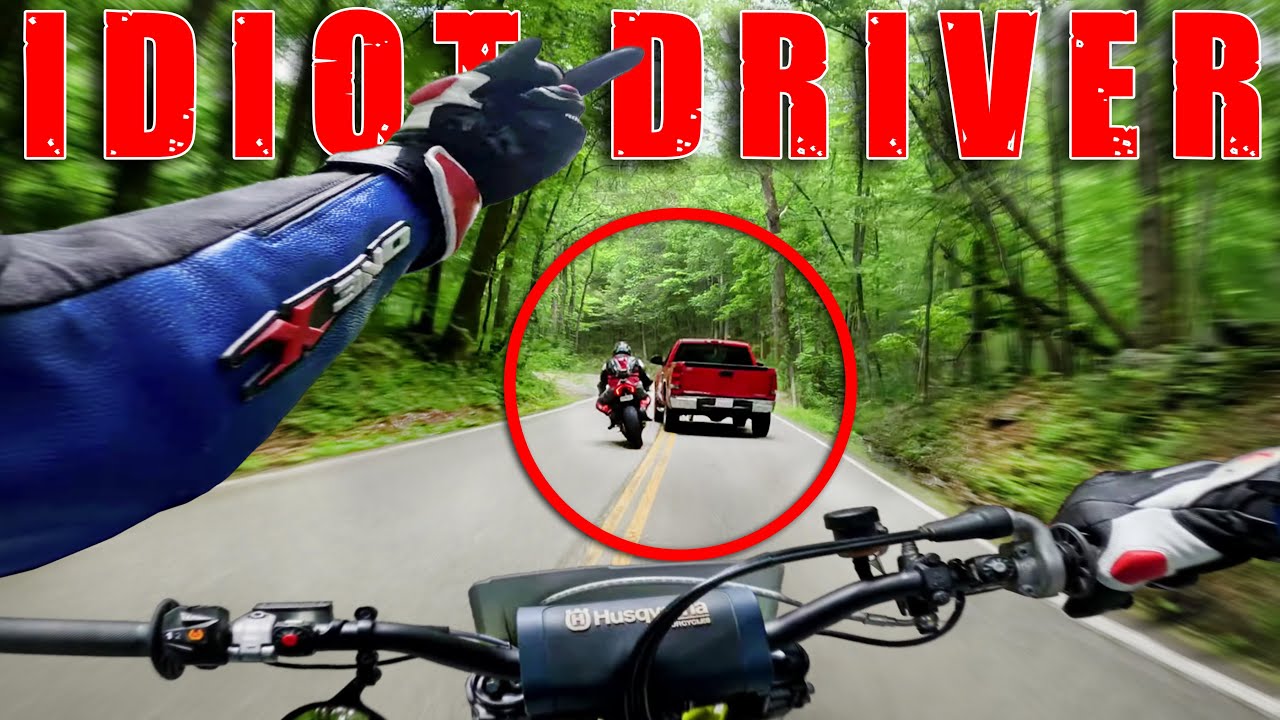 Idiots On Roads Epic Crazy Motorcycle Moments Ep 141 Youtube