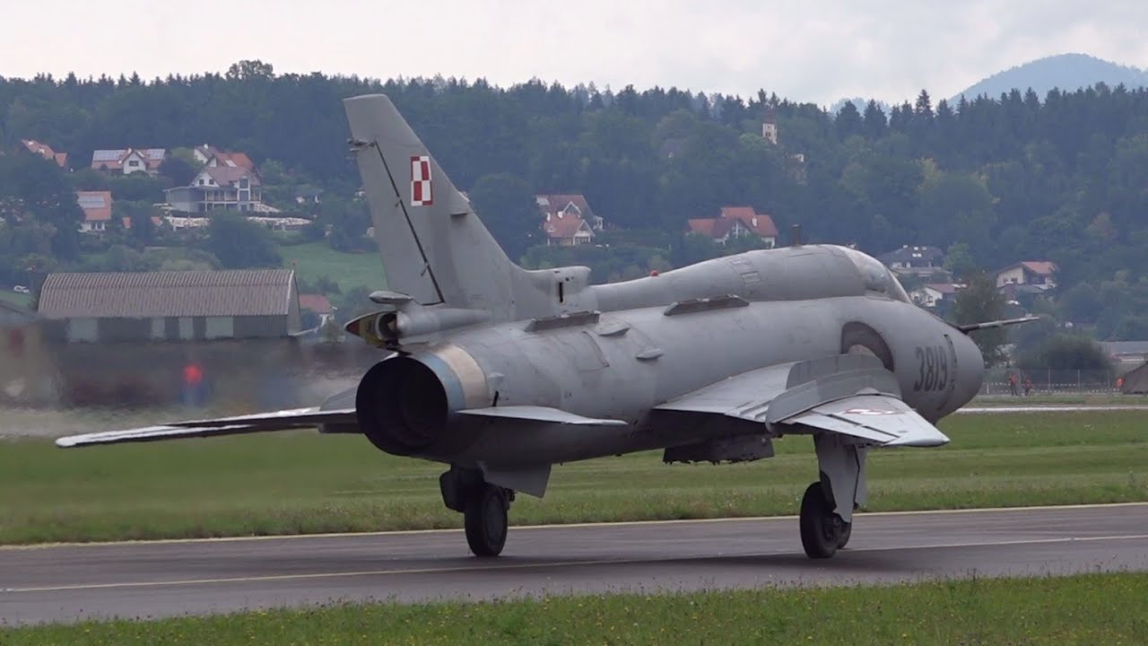 Su 22 Afterburner Goes Boom On Ignition Youtube