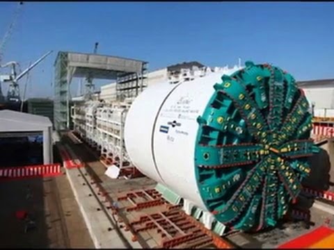 Big Bertha World S Largest Tunnel Boring Machine Facing Big
