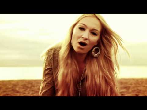 MEMORIAS Y ECLIPSES * * *: * ISSA * (Isabell Øversveen) A.O.R