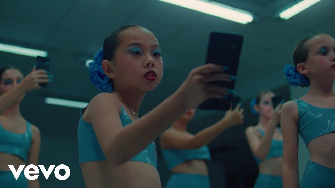 Christina Aguilera Beautiful 2022 Version Youtube Music