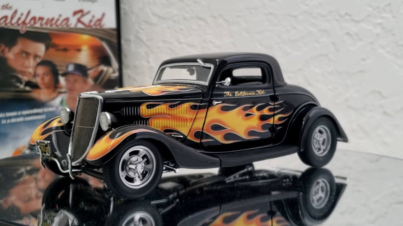 The California Kid 1934 Ford V8 Diecast Car 1 24 Scale Limited