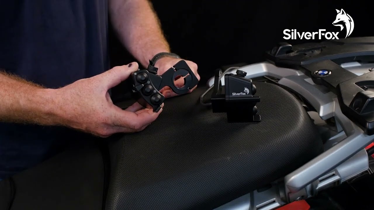 Motorcycle Navigation Controller Comparison