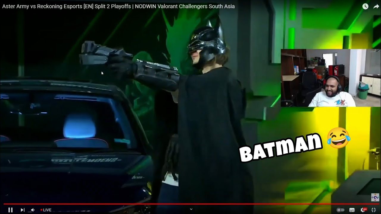 Batman In Vcsa Funny Walkout Youtube