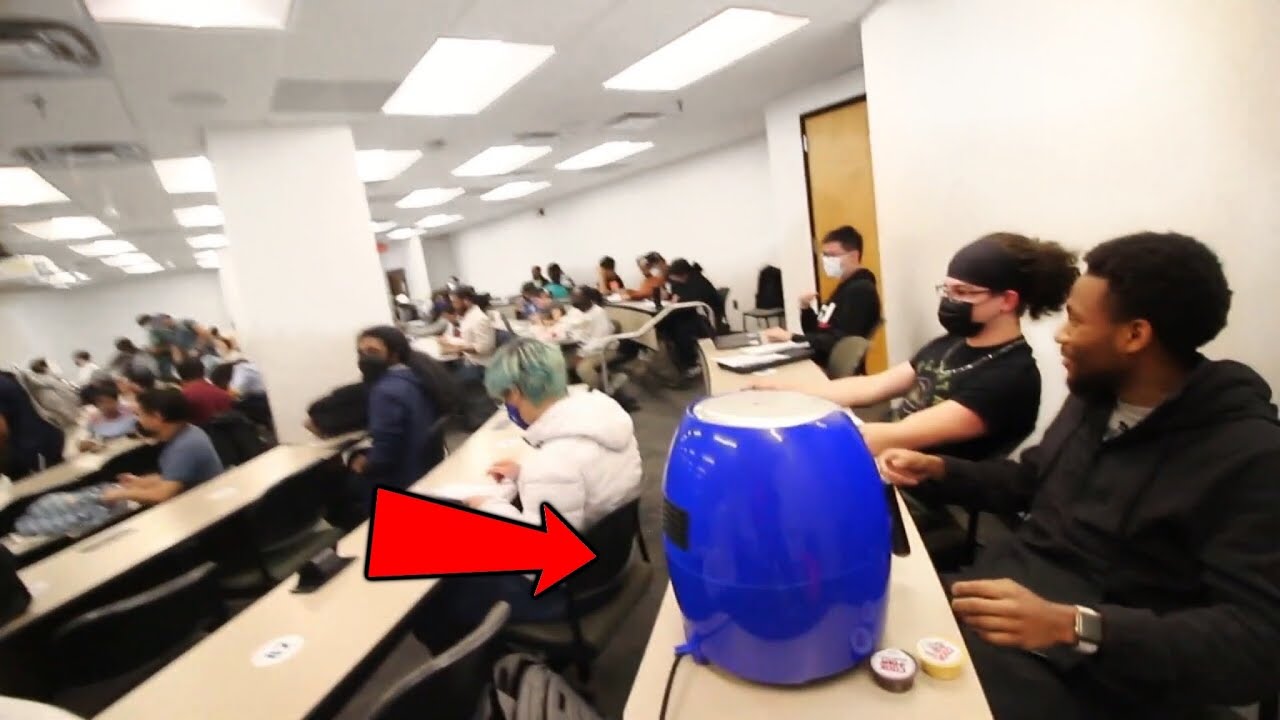 Cooking During A College Lecture Youtube