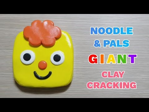 Giant Noodle Pals Cheesy Clay Cracking 거대 국수와 친구들 점토 부수기 Youtube