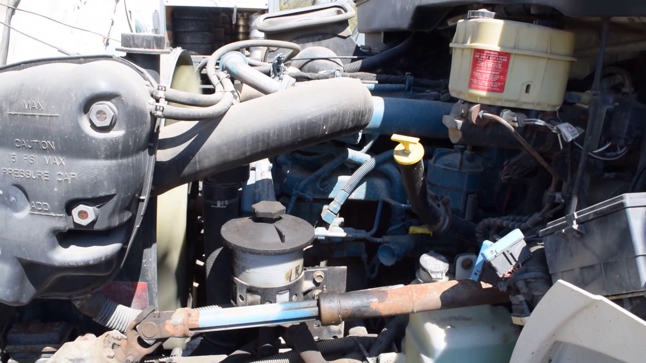 2007 International 4400 Dt466 Youtube