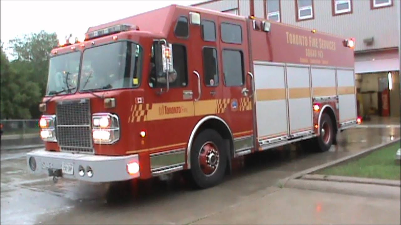 Toronto Fire Services Squad 143 Responding Youtube
