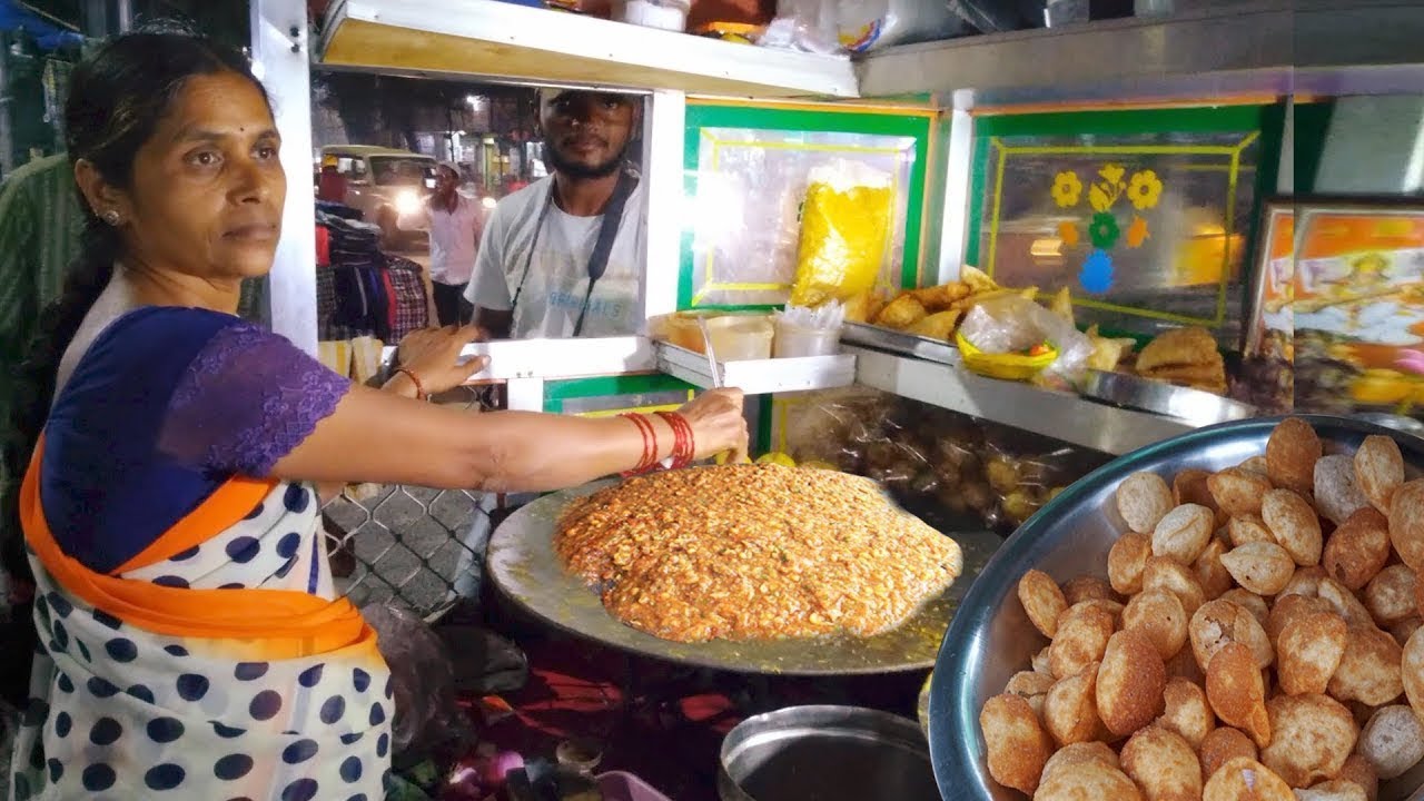 Famous Aunty Selling One Of The Best Pani Puri Of Hyderabad Indian