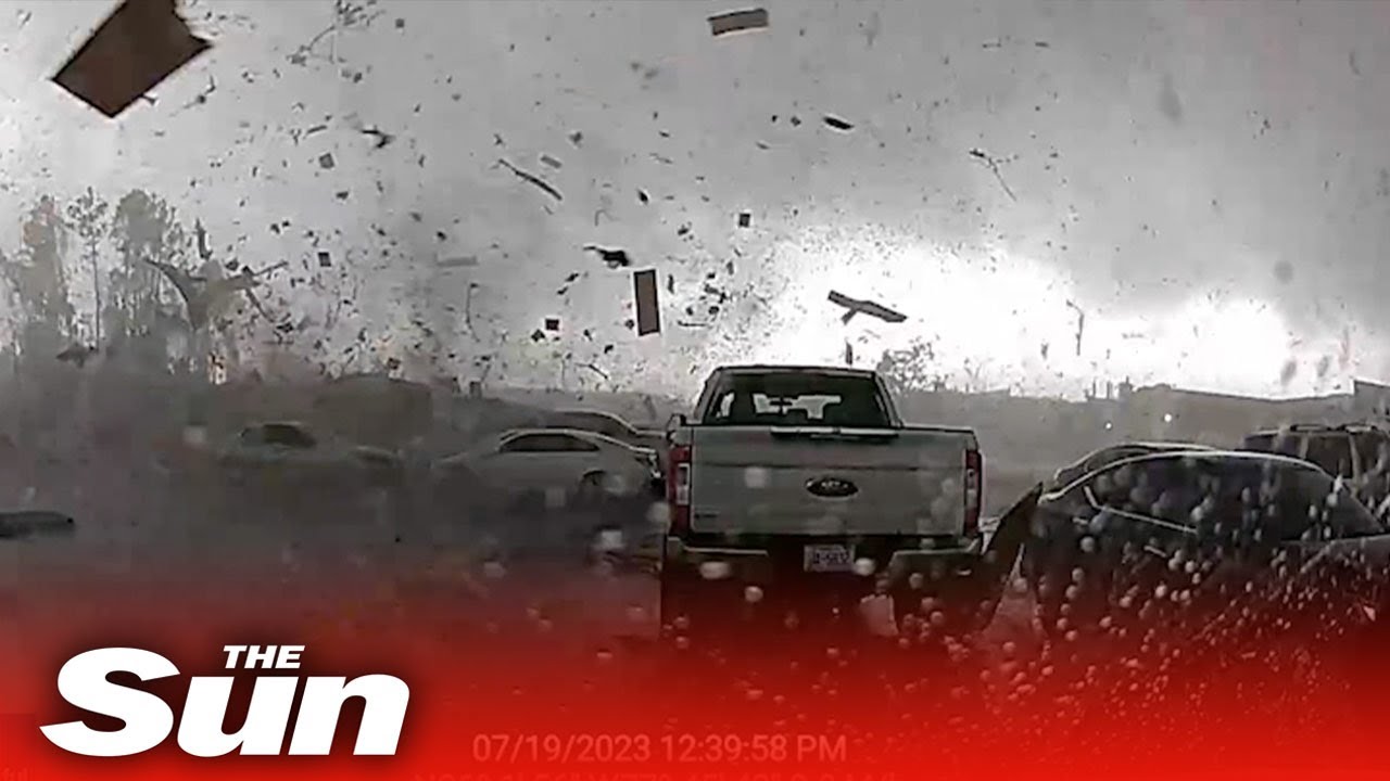 Moment Ef 3 Tornado Rips Through North Carolina Youtube