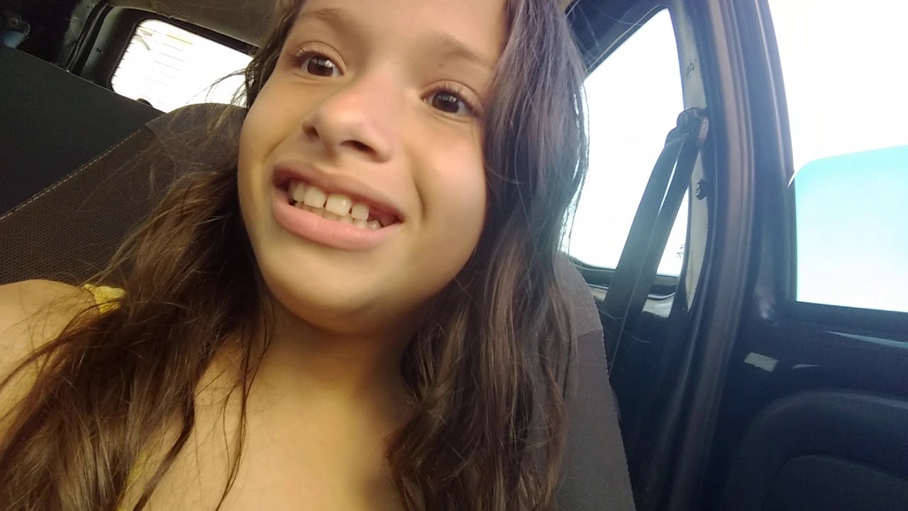 As Brincadeiras Da Evellyn Youtube