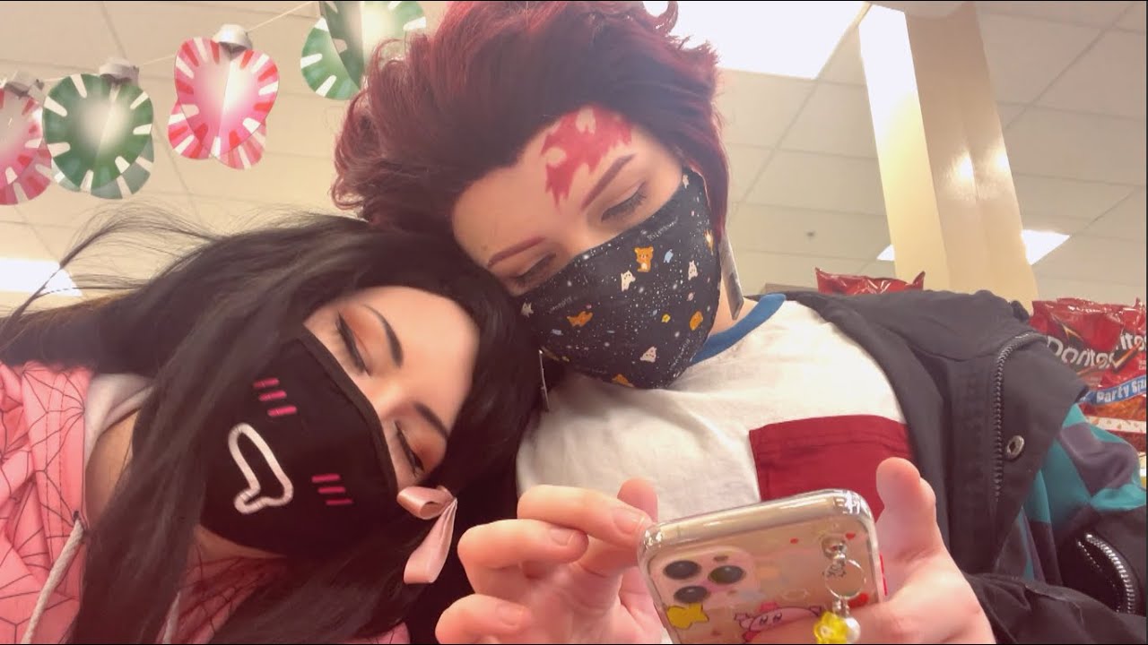 Tanjiro And Nezuko In Target Cosplay Outing Demon Slayer Cosplay