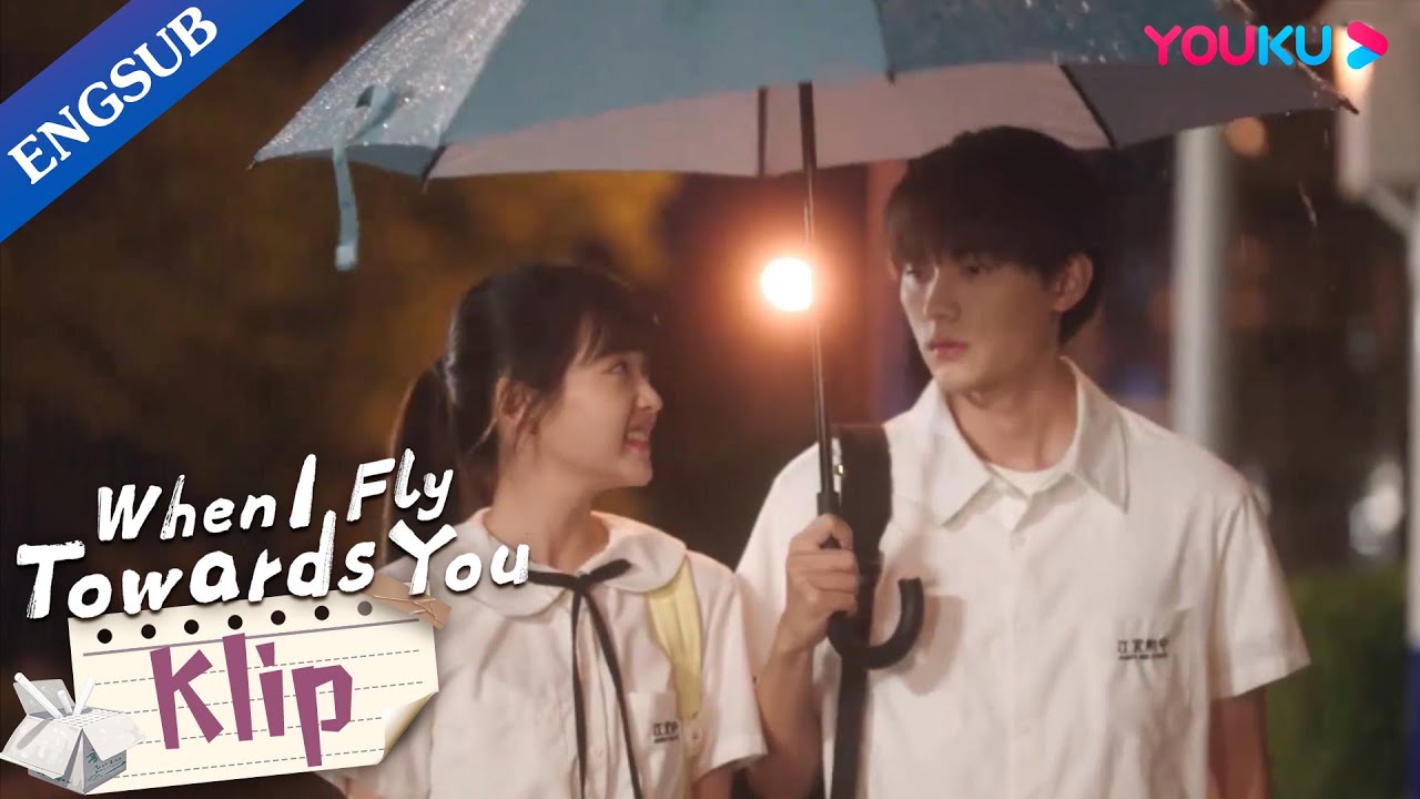 Zhang Lurang Dan Su Zaizai Kongsi Payung Bila Hujan When I Fly Towards