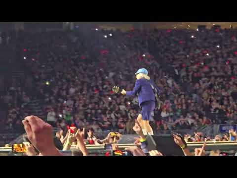 Ac Dc Kicked Off Their First North American Tour In Nine Years