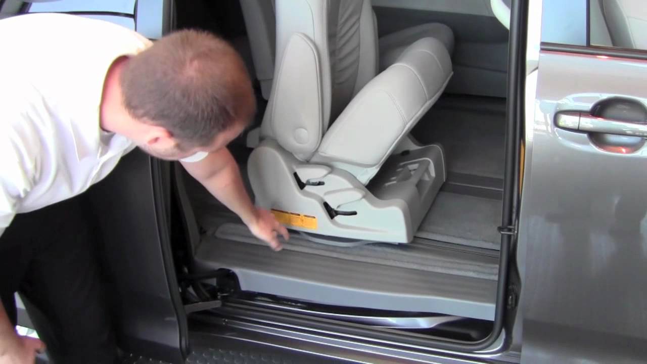 2011 Toyota Sienna 2nd Row Seat Removal How To By Toyota City