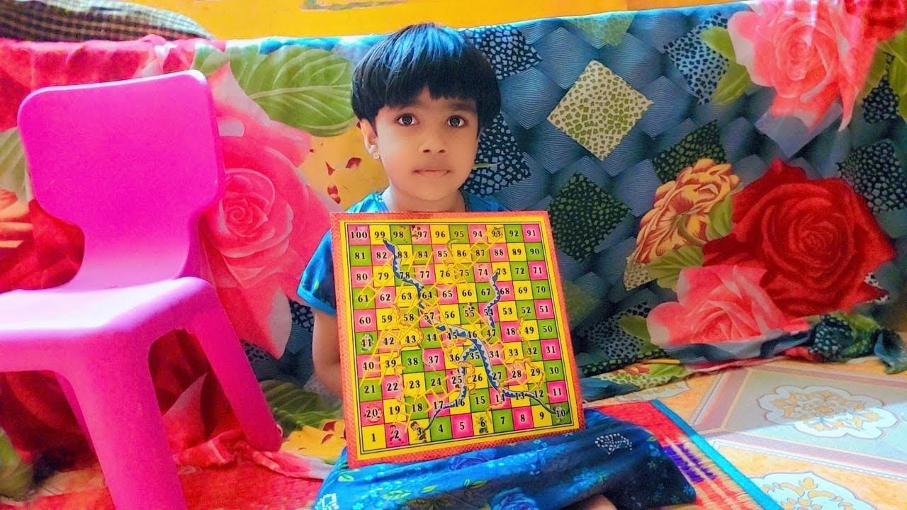 How To Play Snakes And Ladders Board Games Youtube