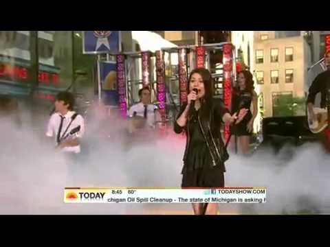 Miranda Cosgrove Performing Kissin U Live On The Today Show Youtube