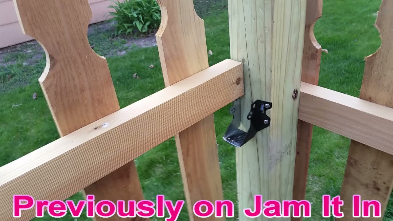 Removable Picket Fence Using Joist Hanger 5 Year Review Youtube