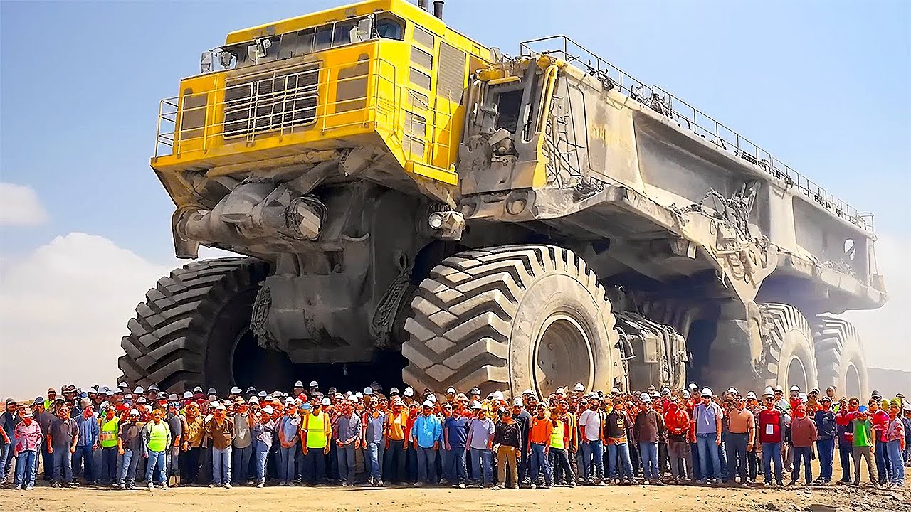 5 World S Largest Land Vehicles Youtube