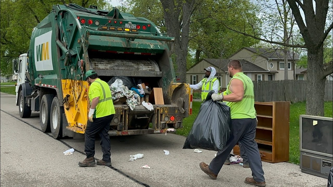 Over 8 Hours Of Garbage Trucks In Action Youtube