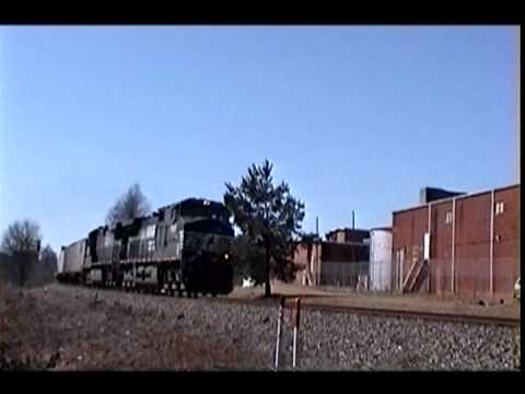 Warning There S A Train Coming Ns 214 Youtube