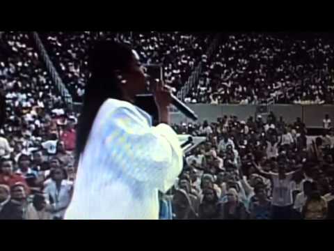 Juanita Bynum At Megafest 2006 Atl Youtube